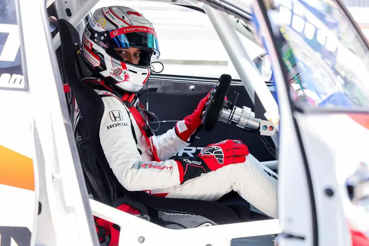 Avila Bahar dan Putera Adam siap tampil di final MTCC 300 KM bersama ...